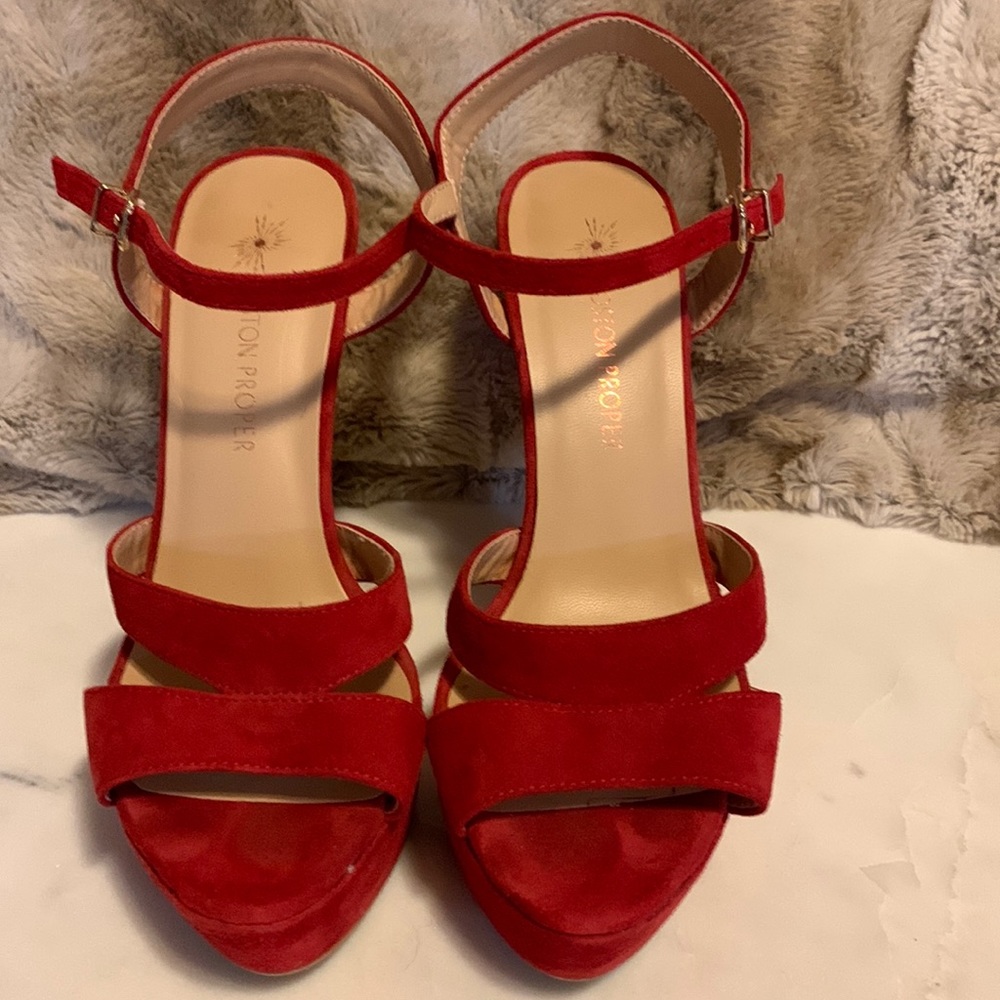 Boston Proper Big Red Platform Stilettos Size 6 - Gem